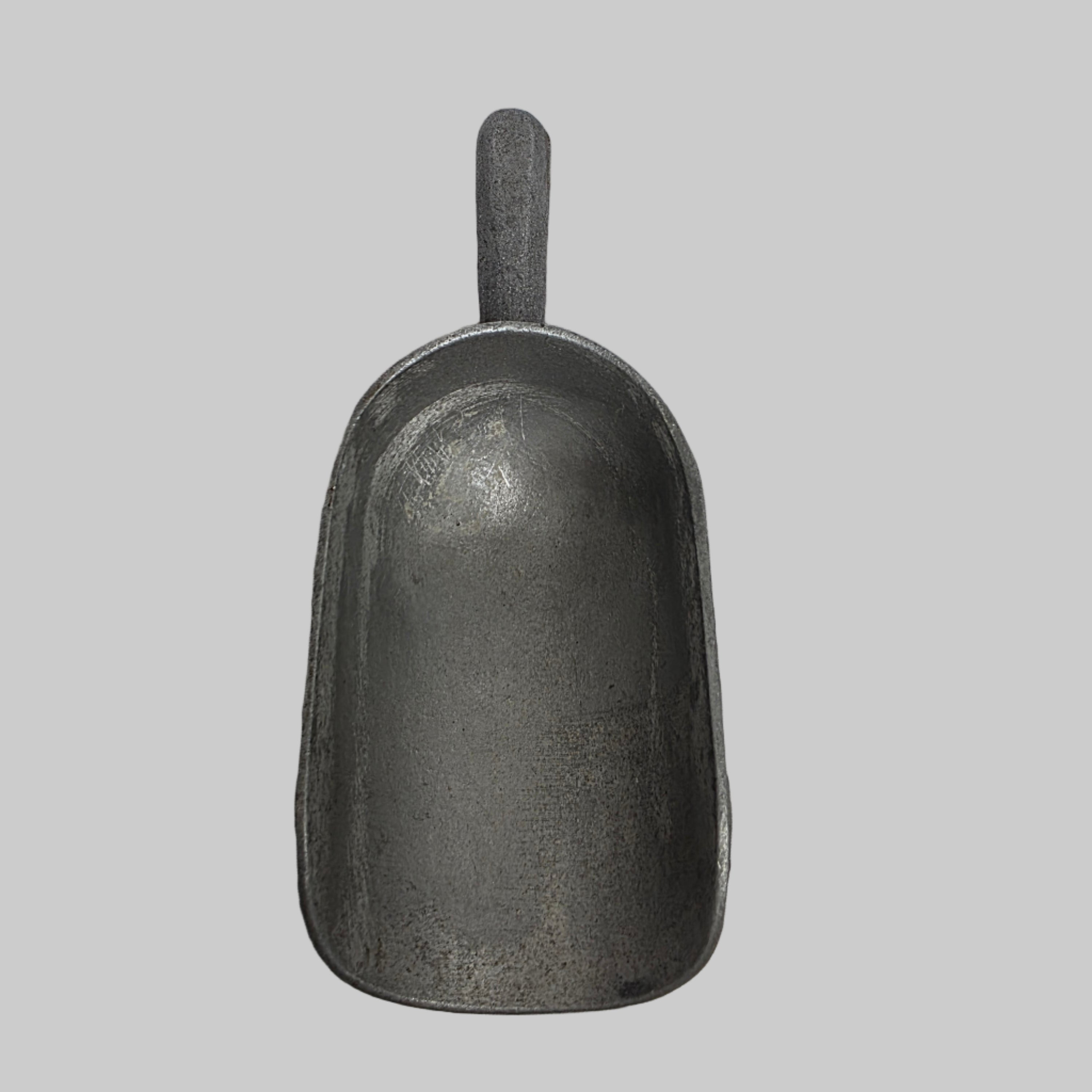 Vtg. Metal Scoop – Bargeboard NOLA